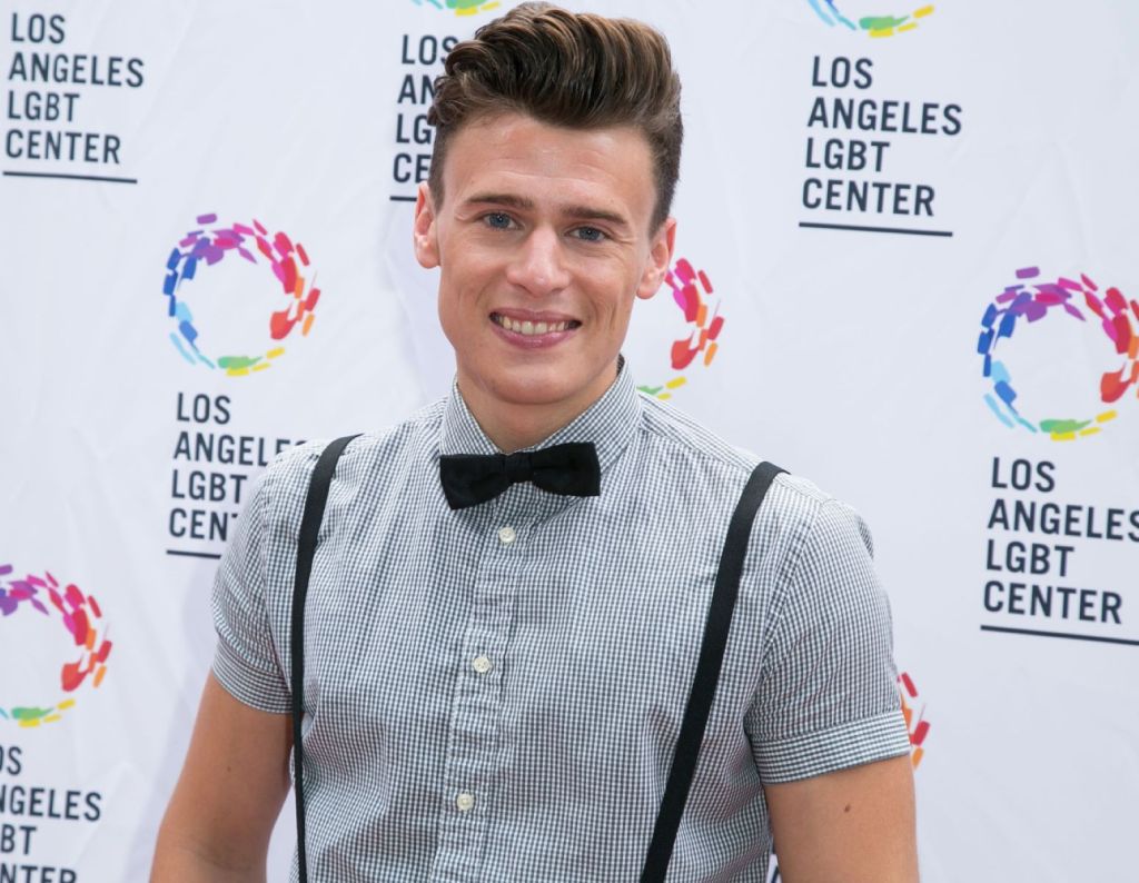 Blake McIver Ewing – SCREEN TIME WITH SAM